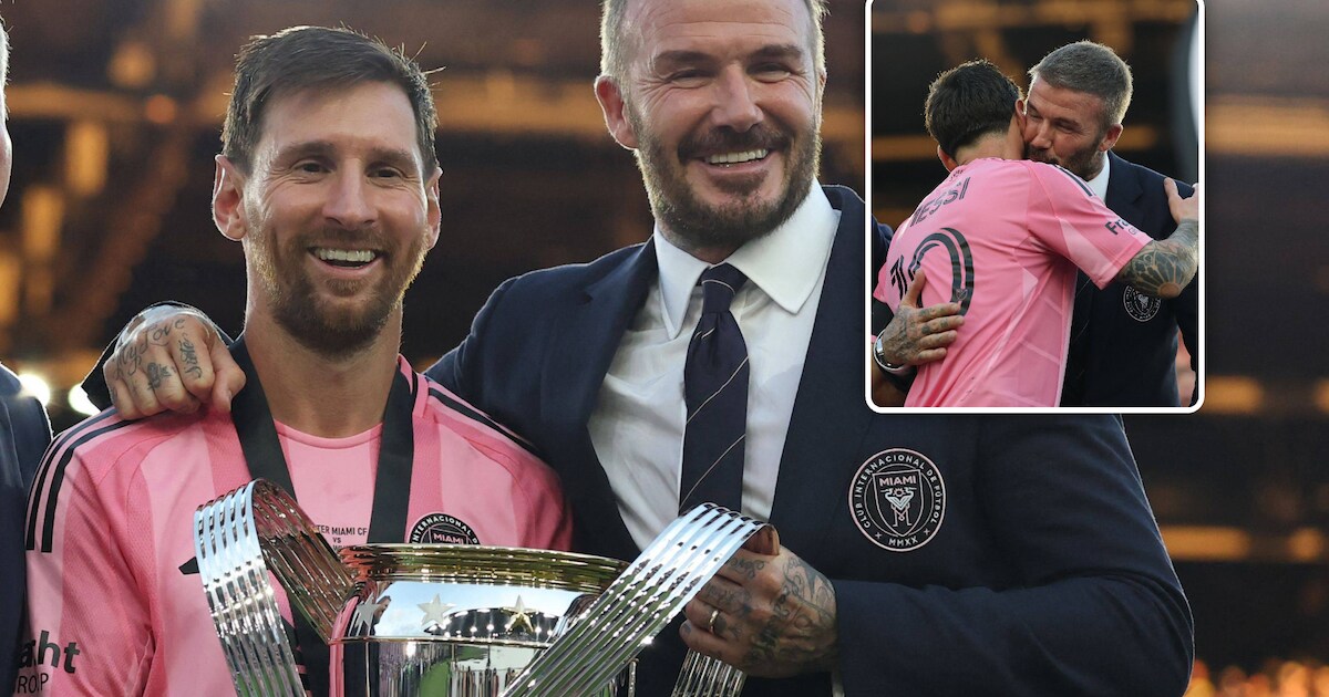 Met een kus van de baas erbovenop: Lionel Messi en David Beckham winnen ...
