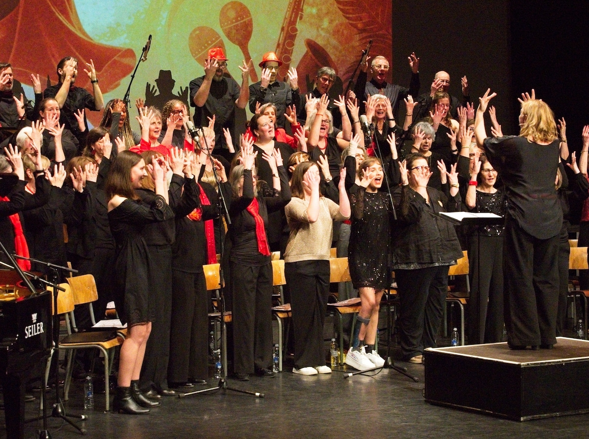 Lokale verenigingen stellen hun werking voor in Depot Deluxe | Foto ...