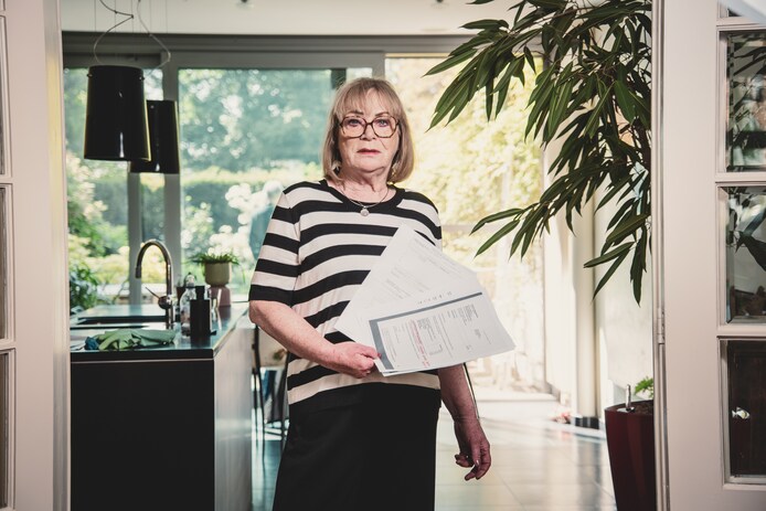 Maria (71) zoekt half jaar naar 1.800 euro weduwepensioen: “Niemand ...