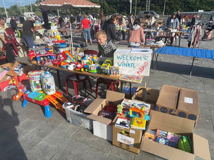 Gezinsbond Nieuwpoort organiseert rommelmarkt voor en door kinderen | Nieuwpoort | hln.be