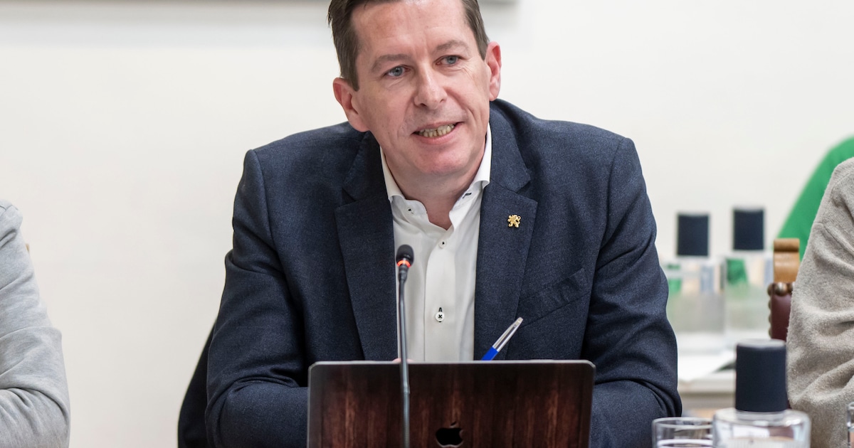Oppositiepartij Vlaams Belang op hoede rond mogelijke fusie ...