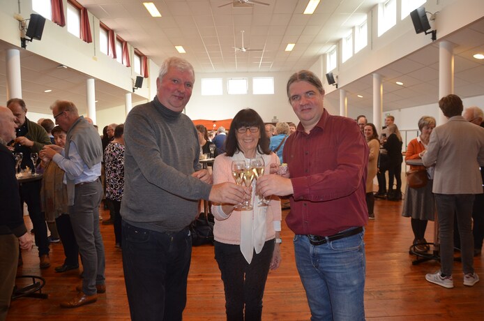 Vlaamse Wijngilde houdt nationale proeven in Denderleeuw: Zeventig ...