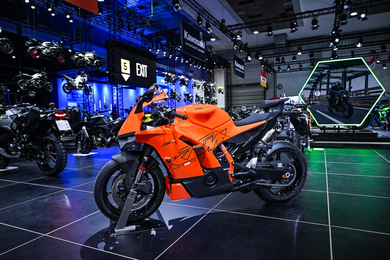 Deze 28 motormerken pakken op het Autosalon uit met salonkortingen ...