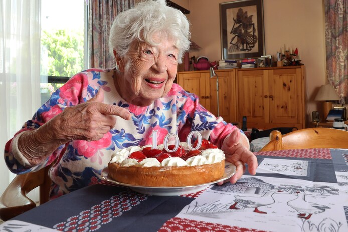 Actrice Alice Toen (100) verklapt waarom ze nooit getrouwd is? “Ik ...