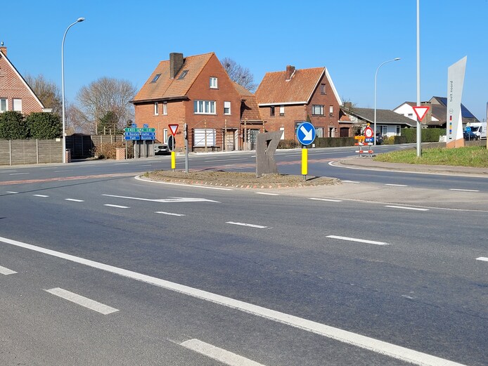 Kruispunt Kanegemstraat en Galgenveldlaan wordt heringericht, met voorrang voor overstekende ...