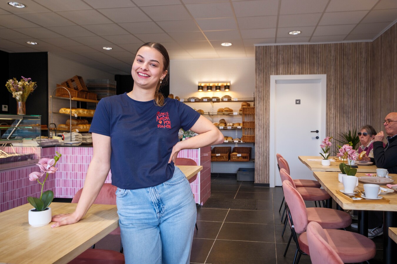 NET OPEN. Alissa Boudiny (22) opent De Lunchbar: “Ooit de bakkerswinkel ...