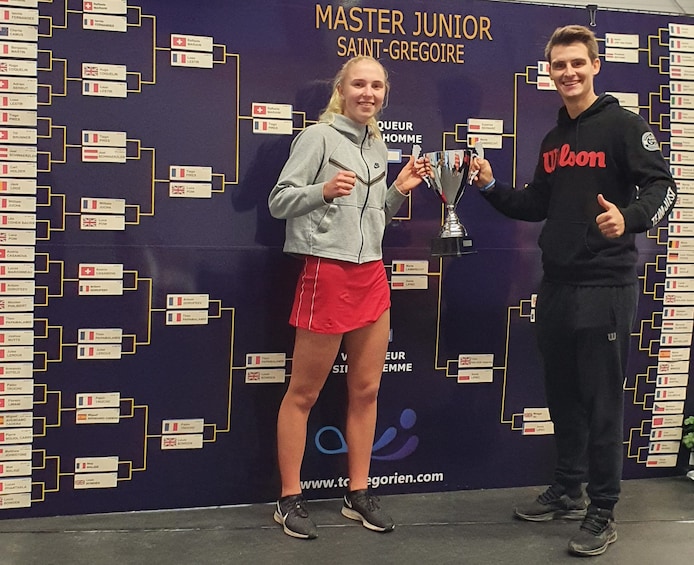 Stijn Meulemans begeleidt Marte Lambrecht naar juniorentitel in ...