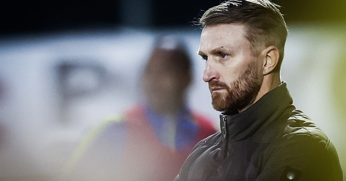 De teleurstelling te veel: Wim De Decker ontslagen als coach van SK ...