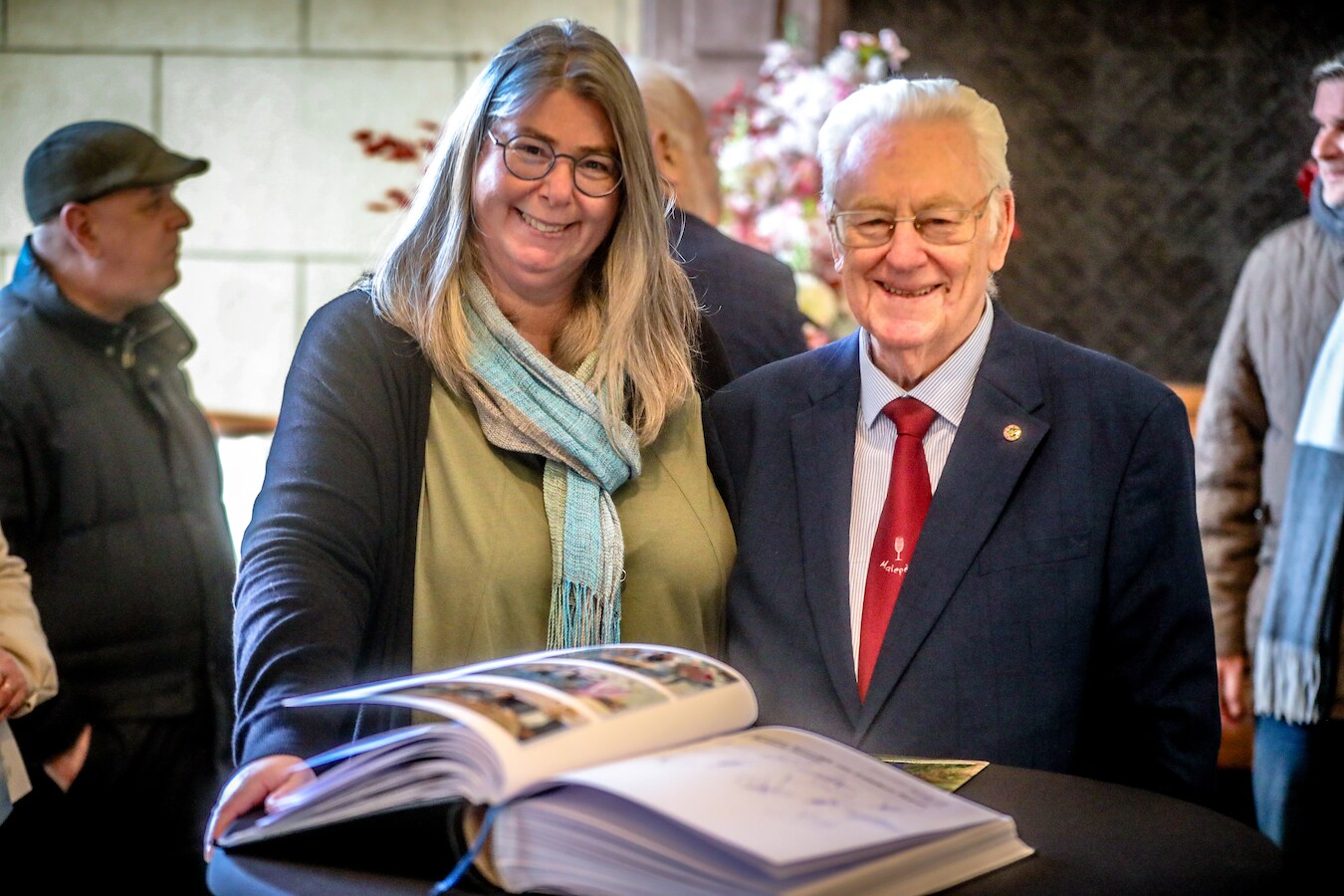 32 jaar na lancering zit gemeentelijk infomagazine De Sirene in een ...