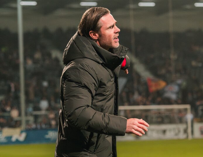 Degelijk Lokeren-Temse van Hans Cornelis tankte in Kortrijk vertrouwen ...