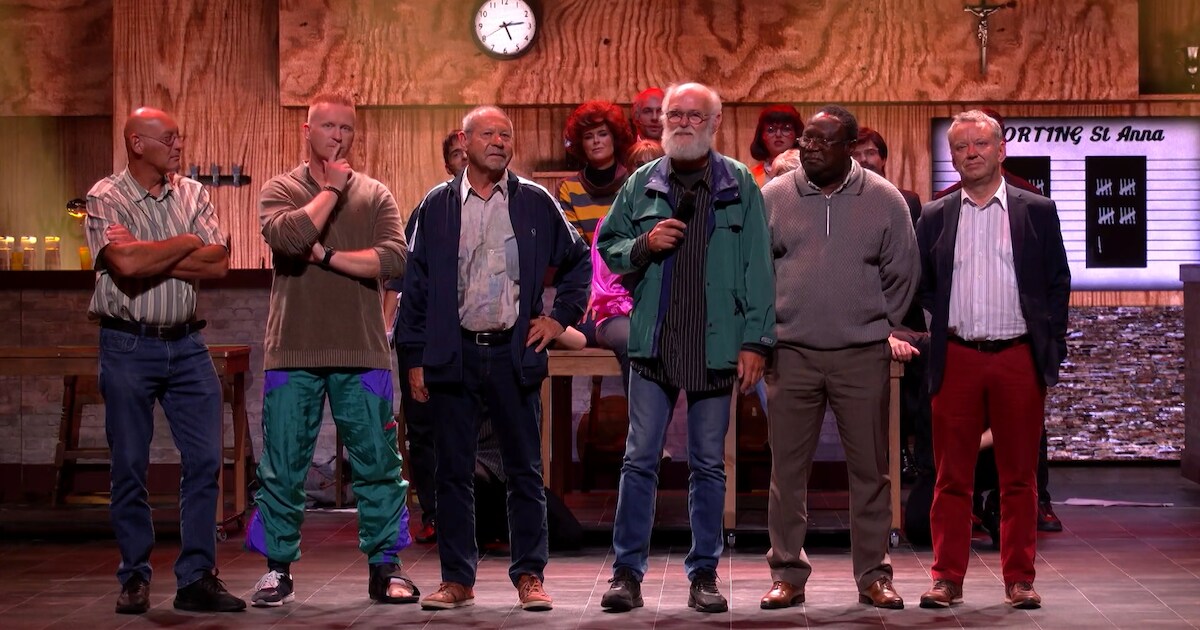 ‘James de musical’ zet figuranten ‘F.C De Kampioenen’ in de bloemetjes ...