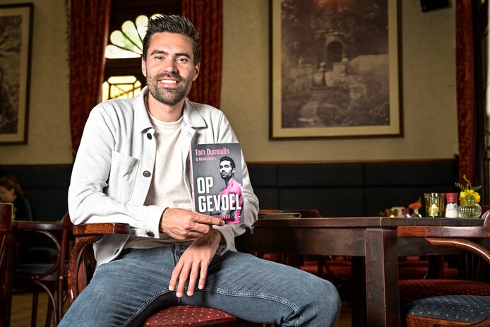 Tom Dumoulin, de kampioen die niet van de wielrennerij hield: “Van Aert vindt het fantastisch op ...