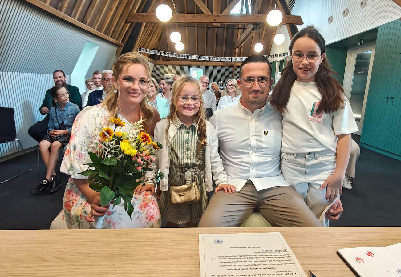 Jonas (35) en Shana (33) schrijven geschiedenis in Zonnebeke: eerste ...