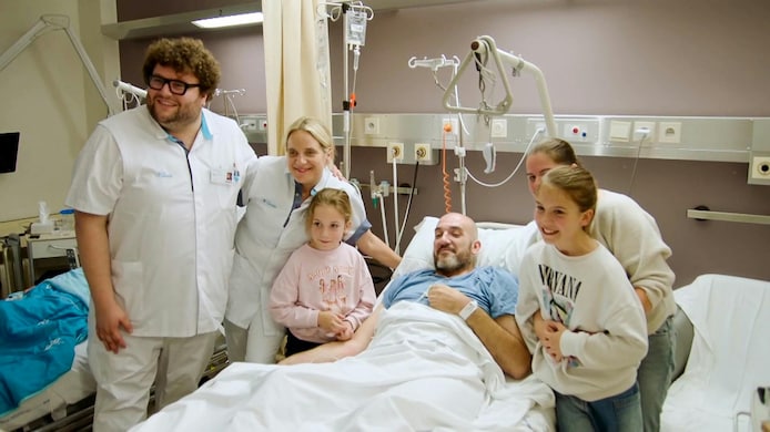 KIJK. Manu Van Acker en Ruth Beeckmans brengen ‘Sneeuwwitje’ tot in de ...