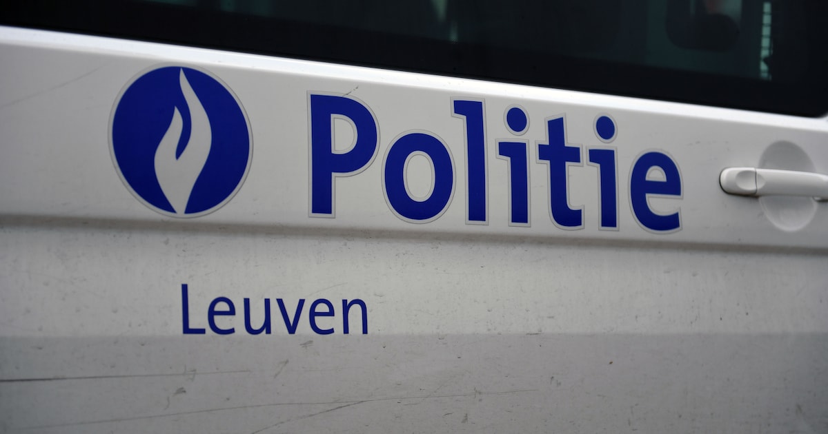 Bromfiets met geschrapte nummerplaat | Regio | HLN.be