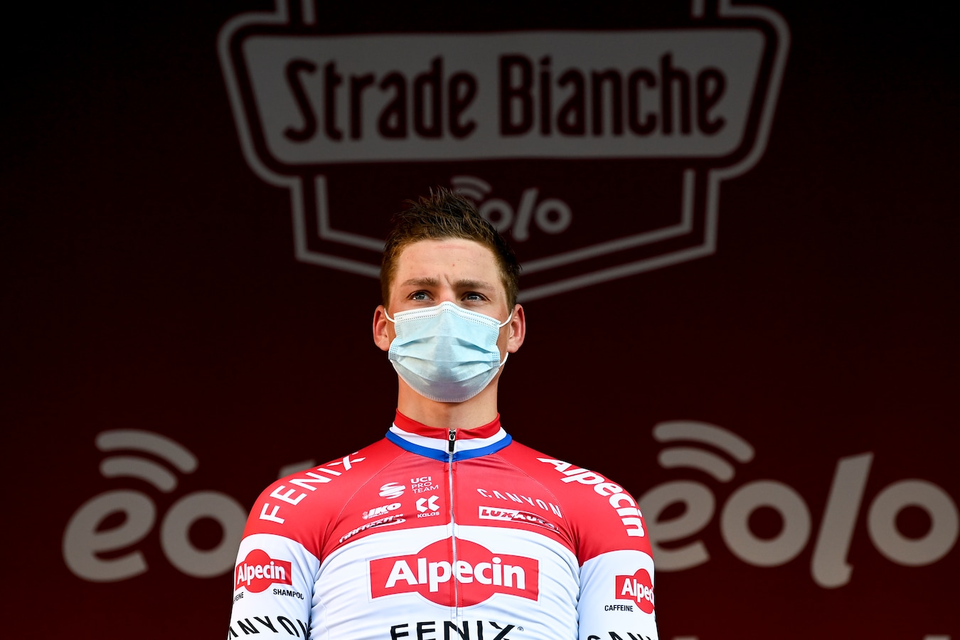 Wat kan hij niet? De verbluffende slotklim van Van der Poel in cijfers ...