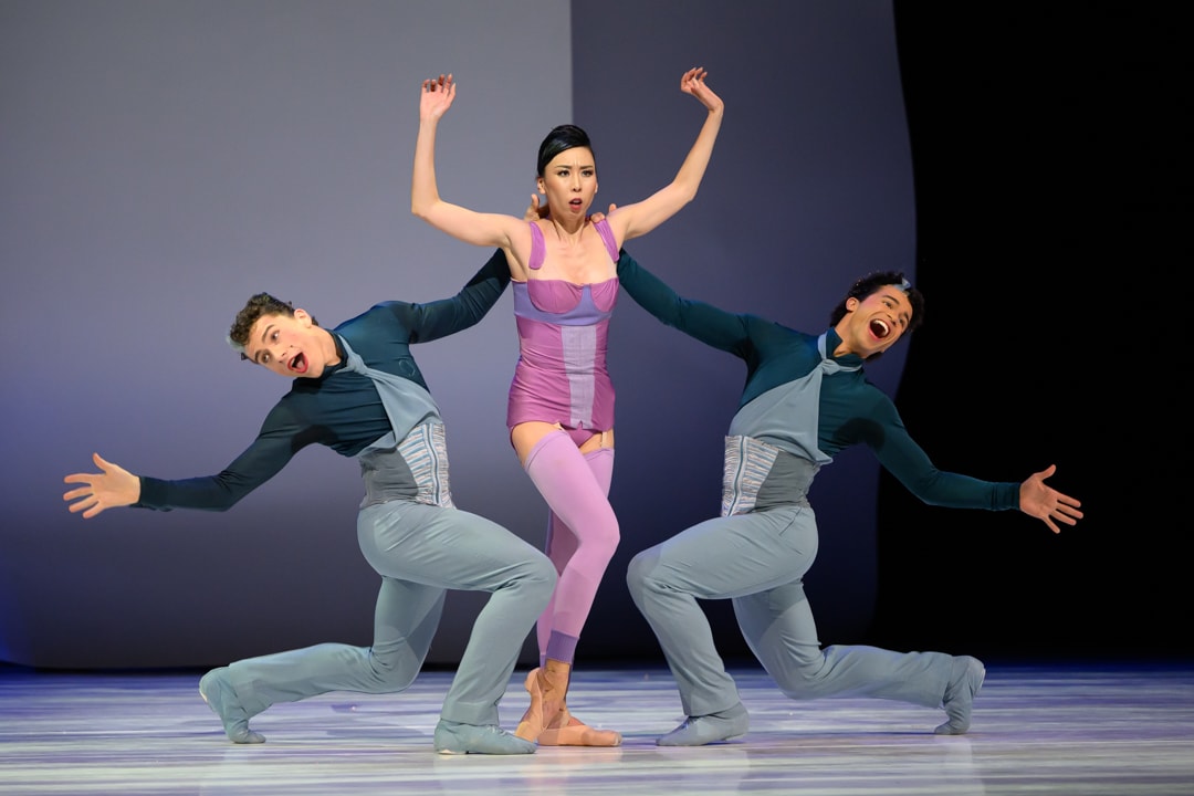 Antwerpse balletdanser Zino (28) reist al 7 jaar de wereld rond en komt ...
