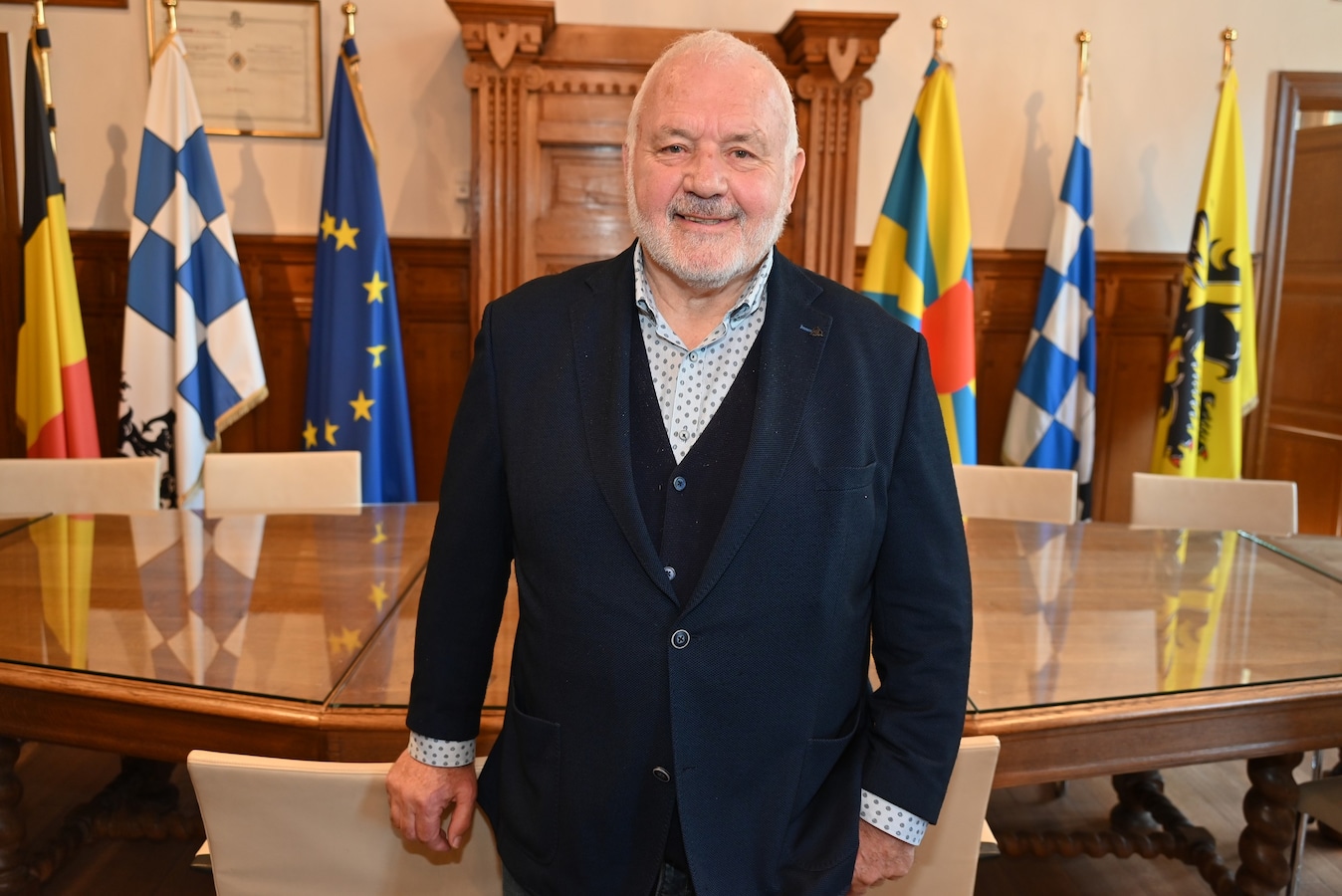 De vakantieplannen van burgemeester Jean-Marie Dedecker: “Het leven is ...