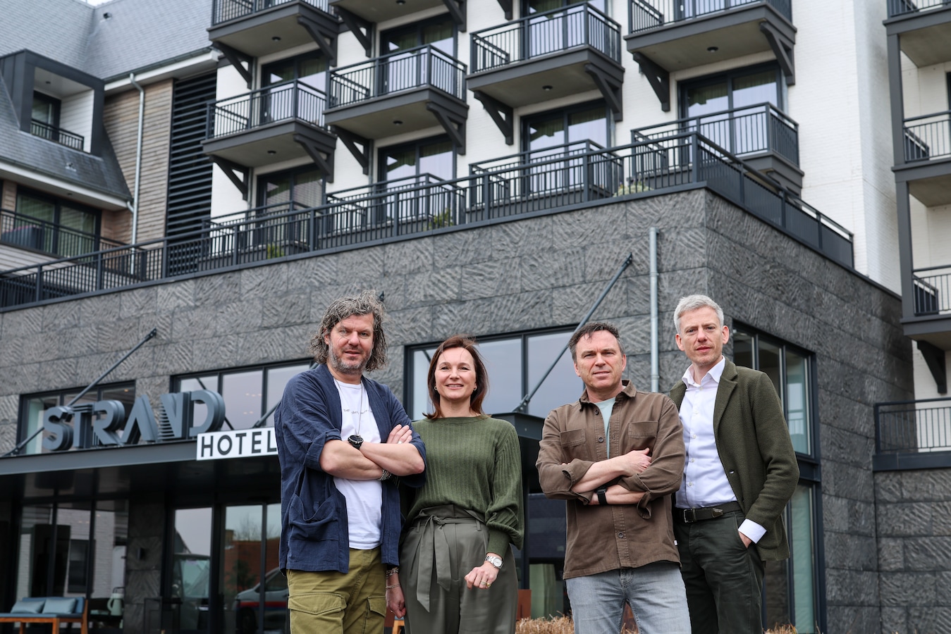 Gert De Mangeleer opent Bar Bulot én LESS in Cadzand en treedt in ...