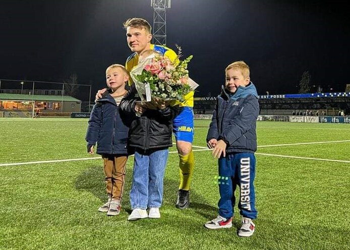 Joy Van Den Bogerd (City Pirates) viert jubileummatch met goal en zege ...