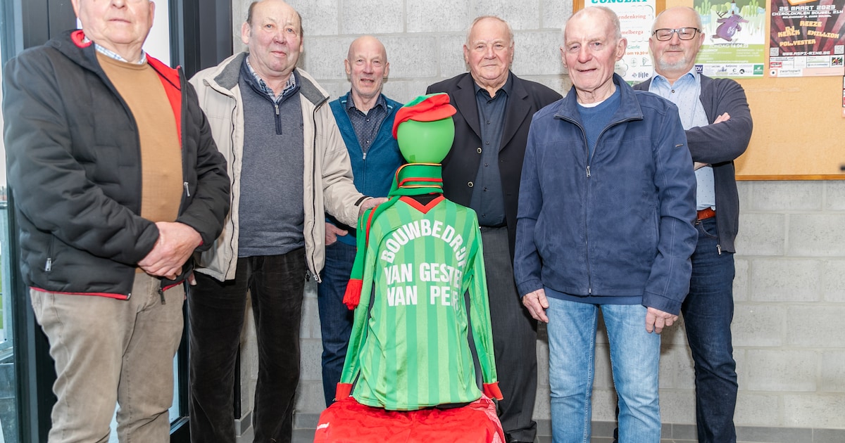 Tentoonstelling zet 100 jaar voetbal in Poederlee in de kijker | Lille ...