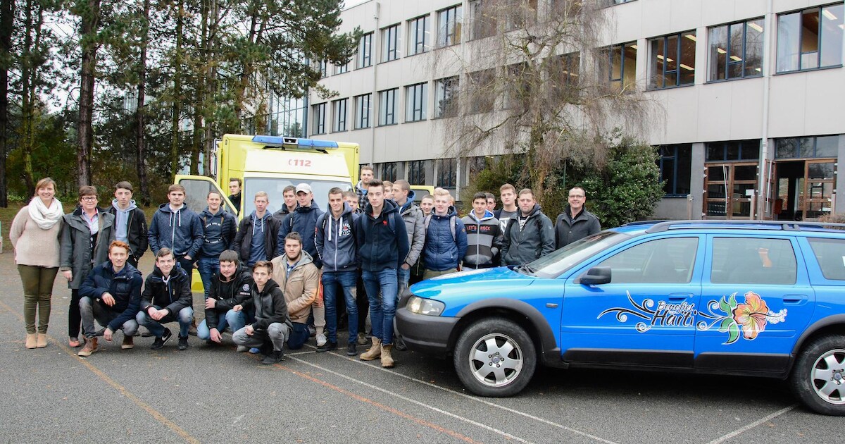 Leerlingen PTI verbouwen MUG tot transportwagen voor Haïtiaanse ...