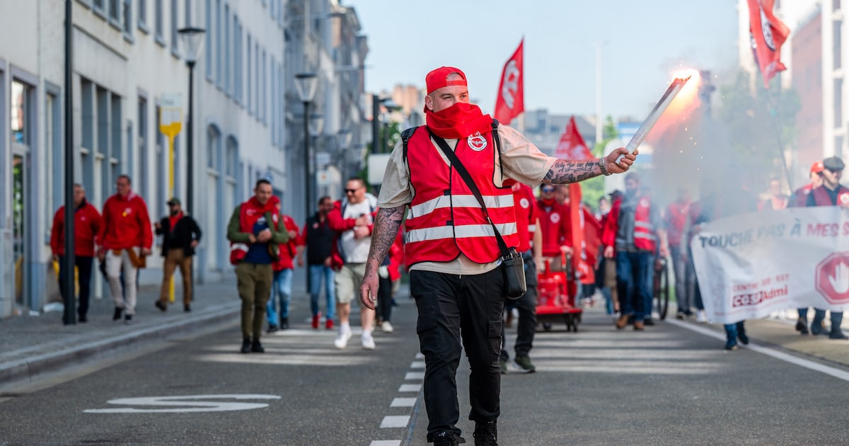 "Als Vooruit uit regering stapt, wordt het pas echt gevaarlijk": AB­VV ...