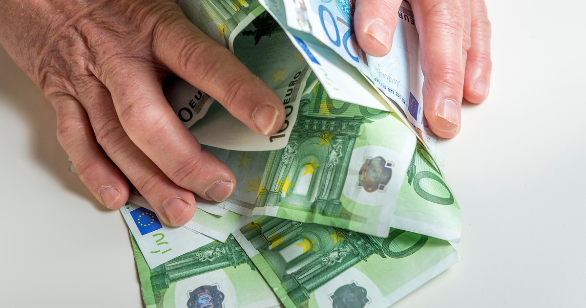 Hoeveel zwart geld gaat er om in ons land? Waarom is het zo ingeburgerd ...