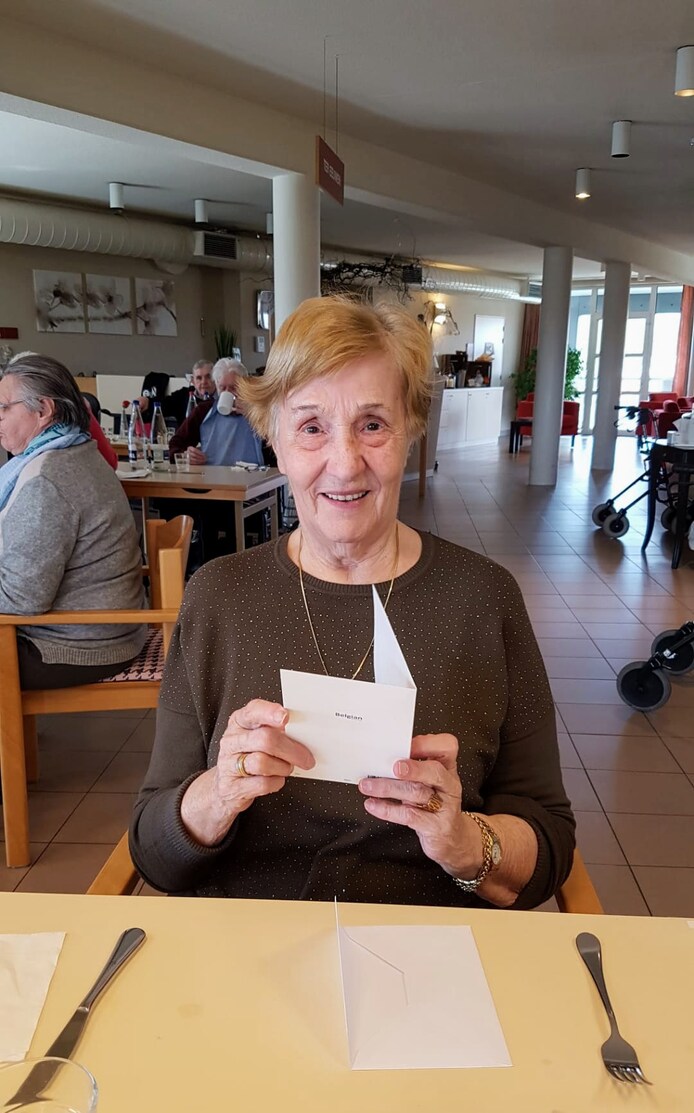 Bewoners van woonzorgcentrum Czagani krijgen post van leerlingen ...