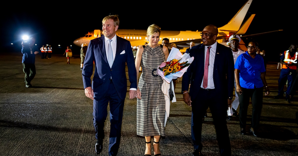 Koning Willem-Alexander landt regeringstoestel veilig in Suriname ...