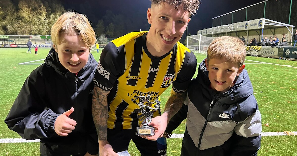 Jordy Peffer bezorgt met hattrick Lyra-Lierse eerste zege in 2024 ...