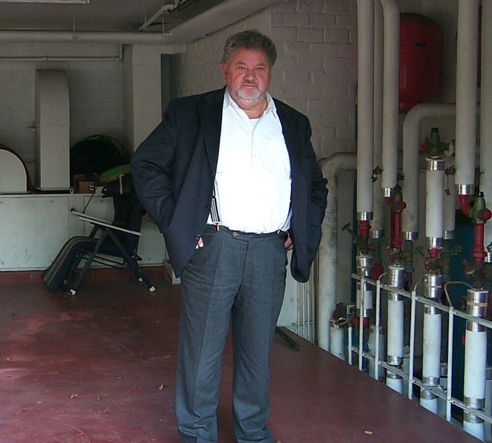 “Oplichting? Ik ben geen boeman”: aasde ex-garagehouder (63) op ...