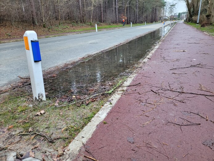 Aanpassingen aan bermen in Asberg tussen Westerlo en Zoerle-Parwijs ...