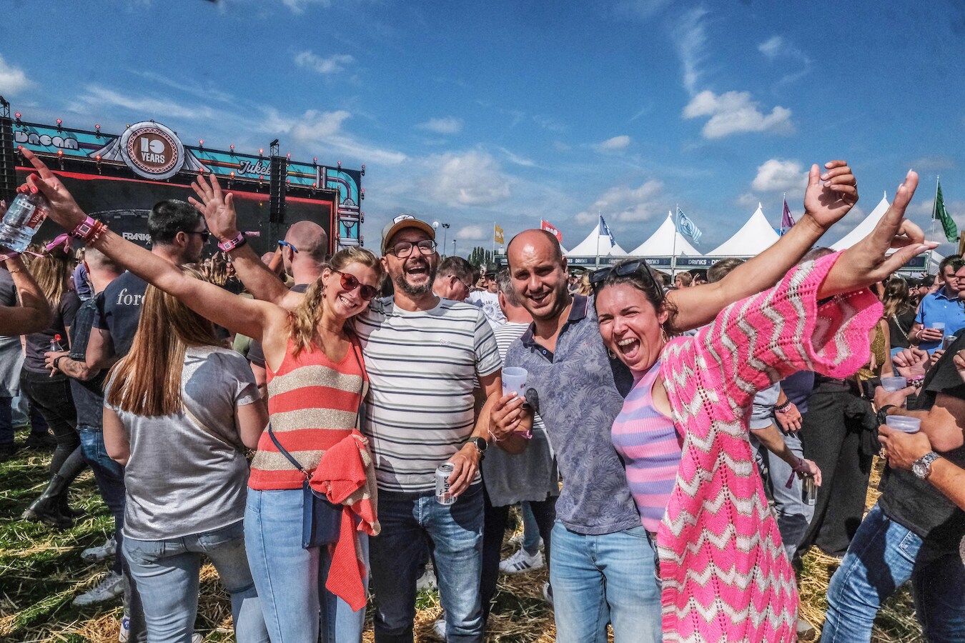 Hype’O Dream laat 25.000 bezoekers dansen: “De lading stro op die ...