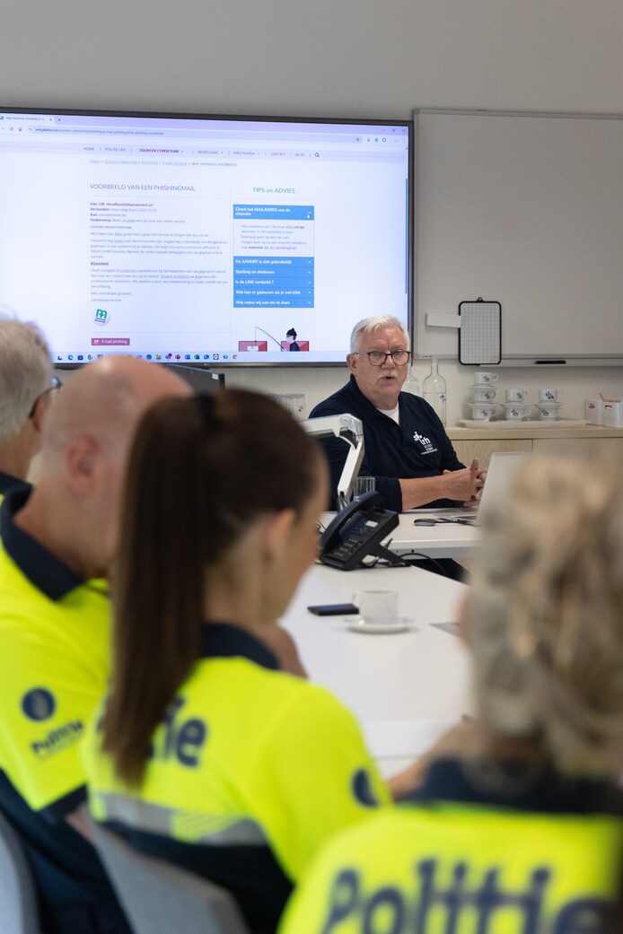 Nieuwe website ‘Veilig Klikken’ moet cybercriminaliteit helpen ...
