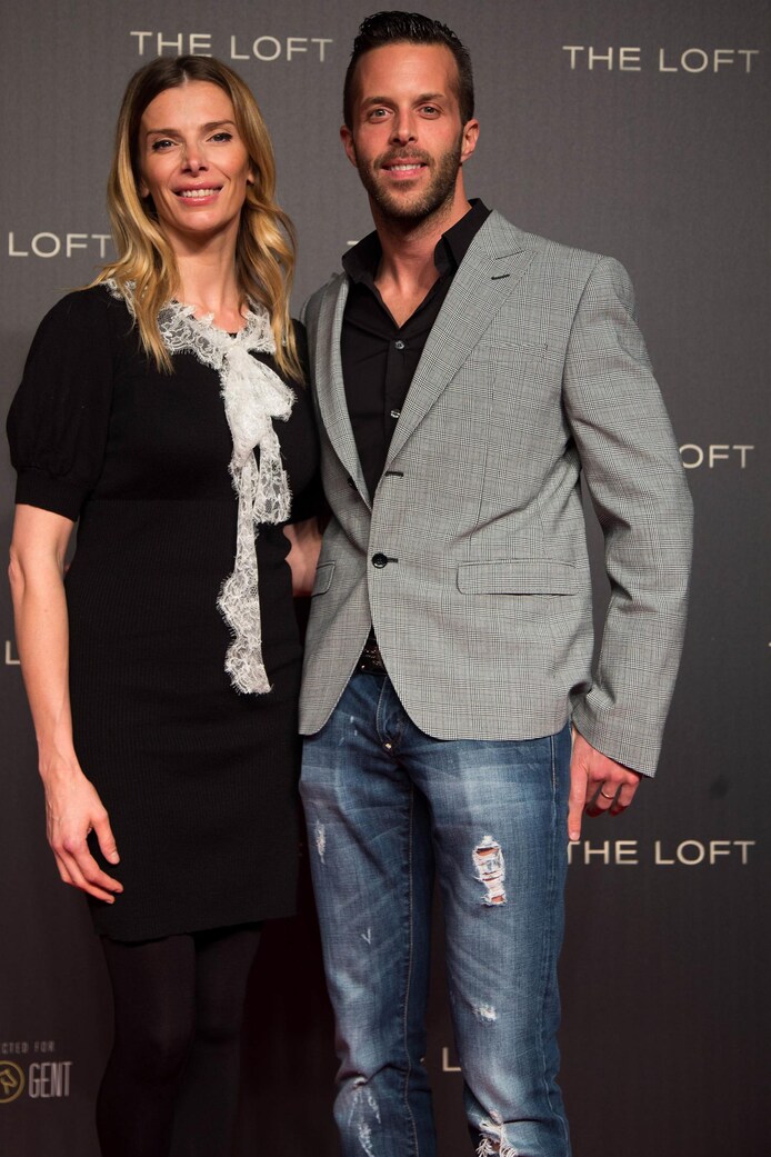 "Tanja Dexters betrapt tijdens innige kus met Anthony Kumpen ...