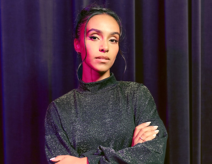 Nora Gharib kreeg recent de diagnose ADD: “Mijn hersenen blijven maar malen” | BV | hln.be