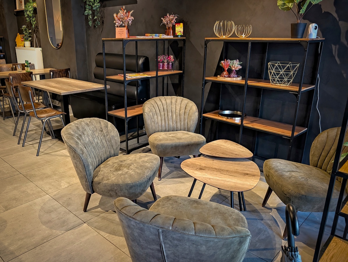RESTOTIP. Lola Food & Drinks mikt op snelle, betaalbare lunch voor ...
