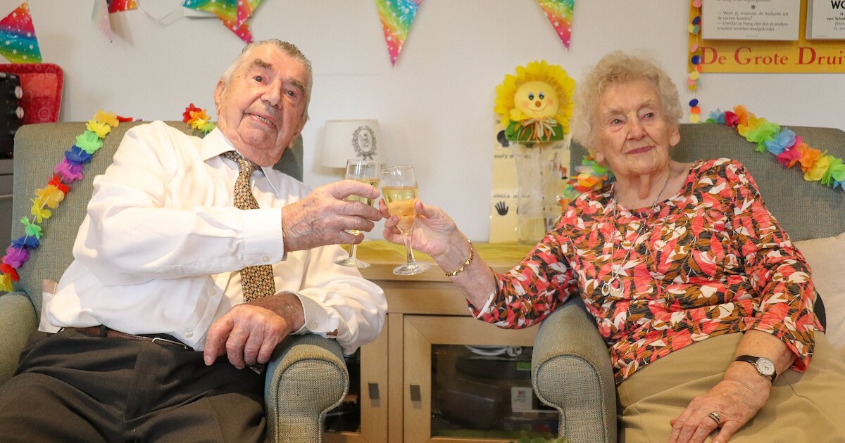 Dubbel feest in wzc Sint-Vincentius: Victor en Mariette blazen elk meer ...