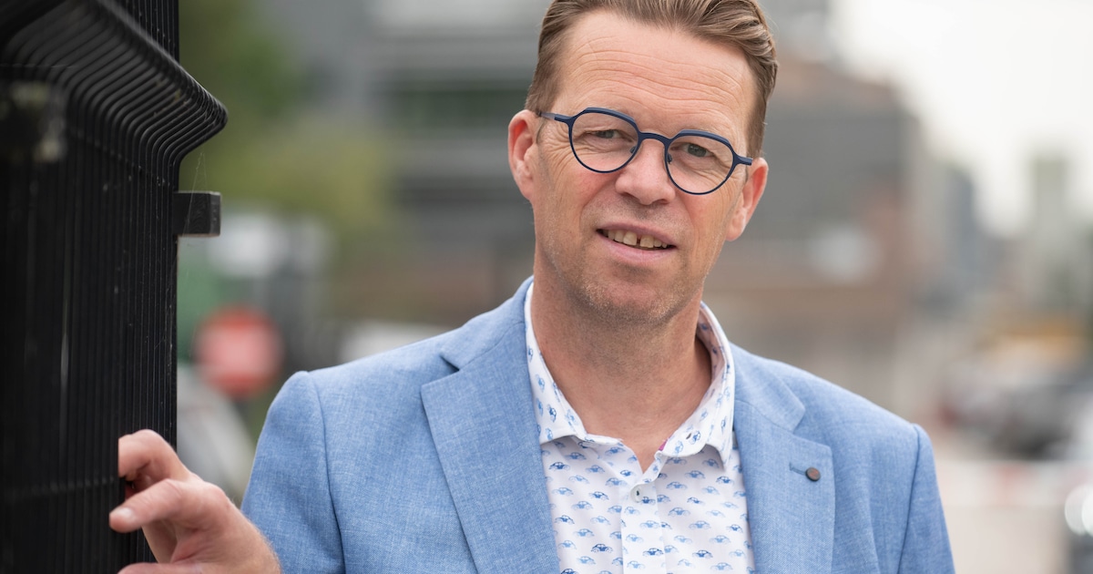 John Adam, burgemeester van Oudenaarde, over half jaar nieuw ...