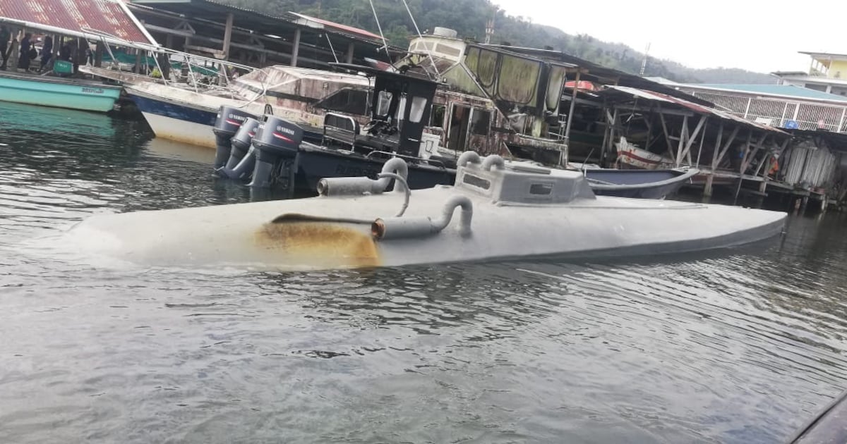 Panama vindt 5 ton cocaïne aan boord van drugsduikboot | Bizar | HLN.be