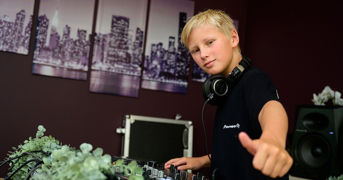 Dj-talent Liam (10) uit Rumst krijgt droommail: “Plots mocht ik op het ...