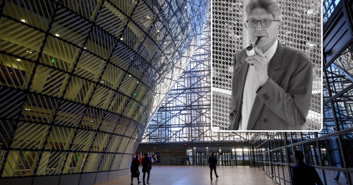 Belgische trots Philippe Samyn (77), ontwerper van het Europagebouw ...