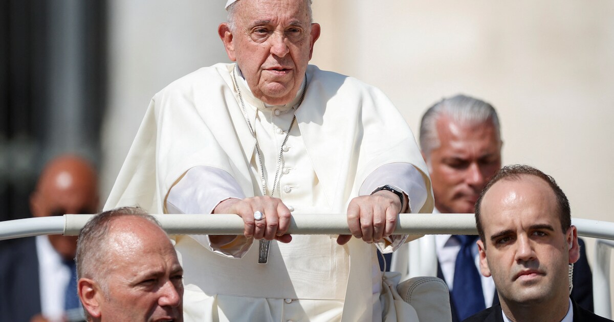 Gigantische vraag naar tickets voor pausbezoek: Koning Boudewijnstadion ...