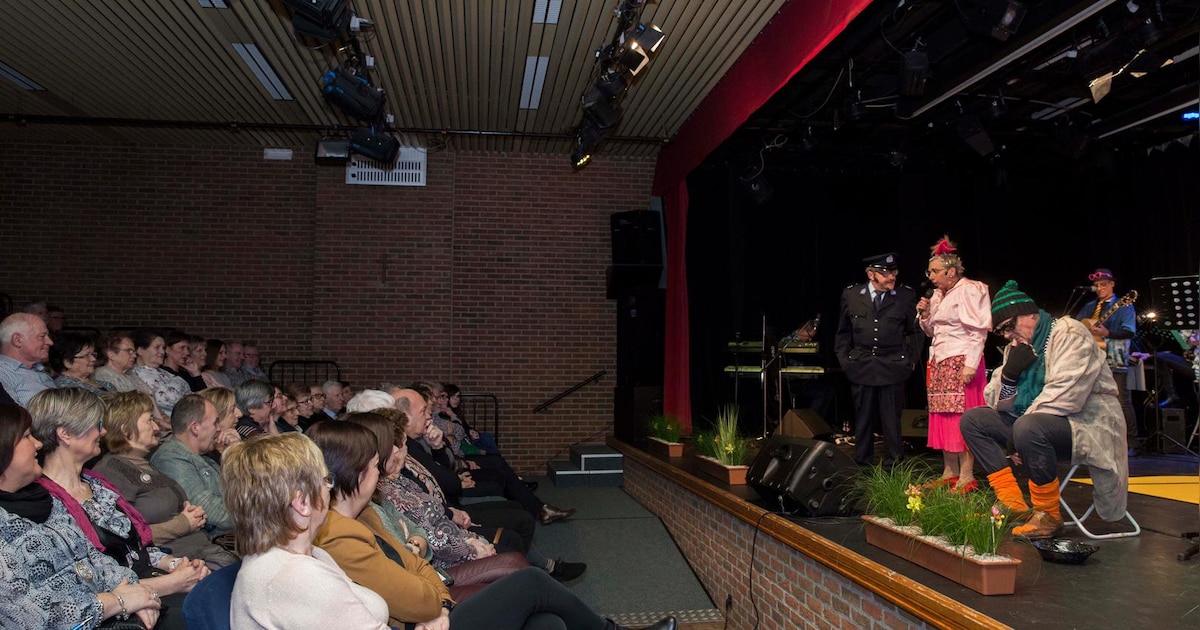 86 jaar op rij Bonte Avonden | Zutendaal | HLN.be
