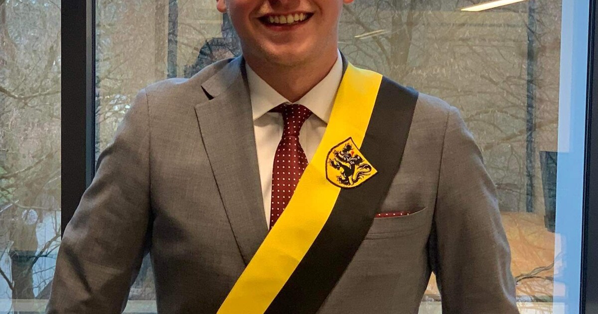 Nieuwe schepen van Jeugd en Mobiliteit Stef Van Calster (30) maakt ...