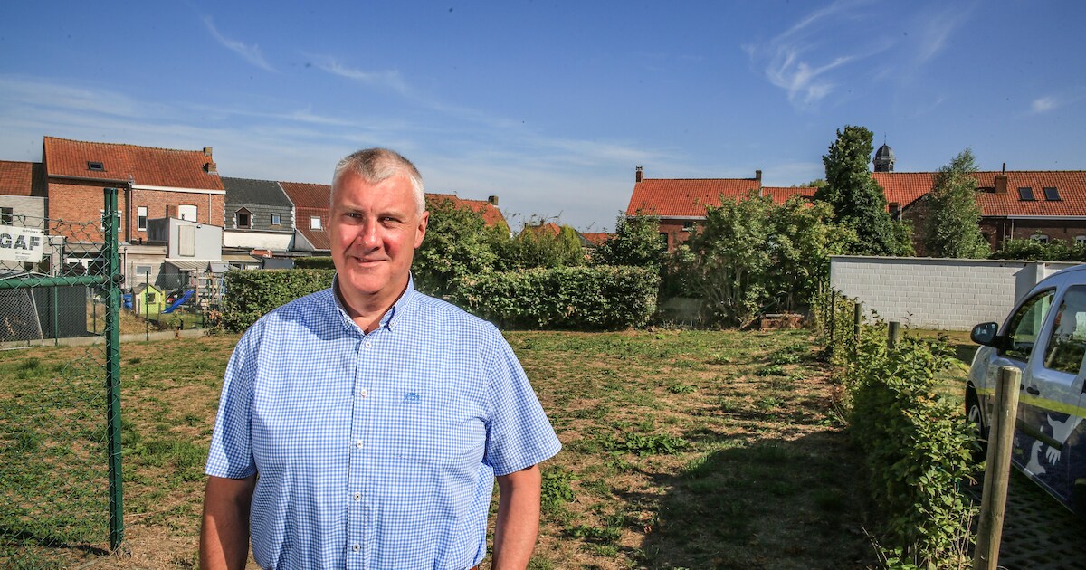 Laat het gras maar niet groeien: Tot 120 euro voor onverzorgd voetpad ...