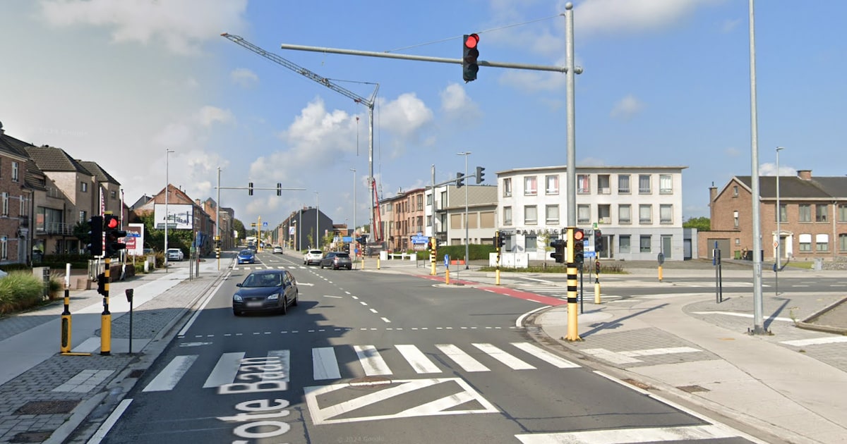 Groen&Co wil conflictvrije lichten na ernstig ongeval op kruispunt Grote Baan met Schoolstraat ...