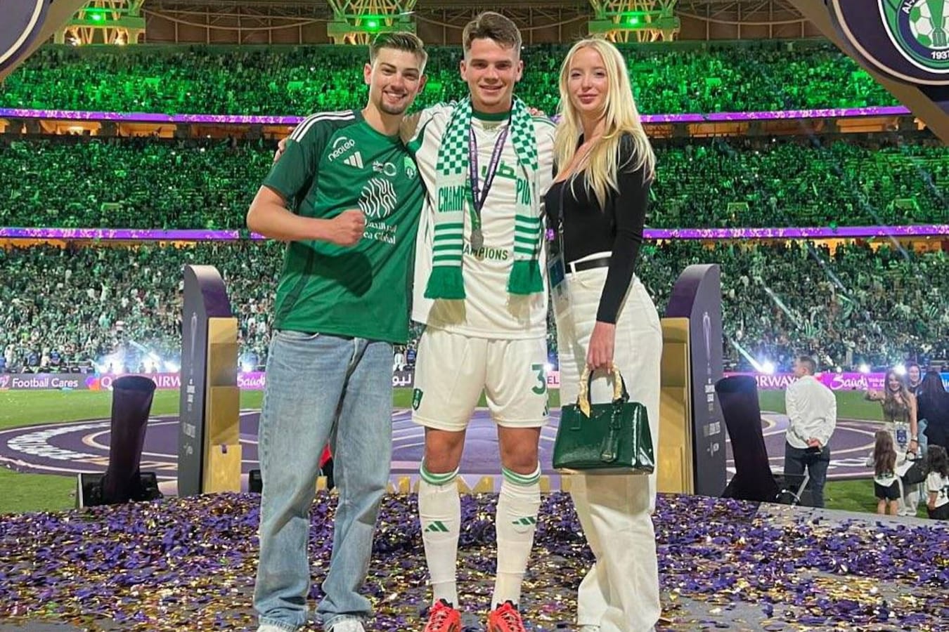 “Toen ik mijn contract zag liggen, ben ik gewoon beginnen lachen ...