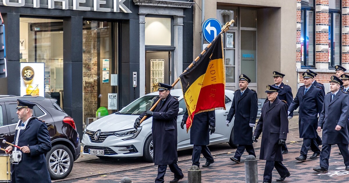 Brandweer Temse viert feest van Sint-Barbara: optocht, dankviering en ...